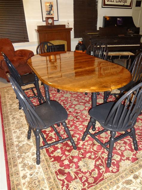 Heir And Space Solid Maple Dining Set
