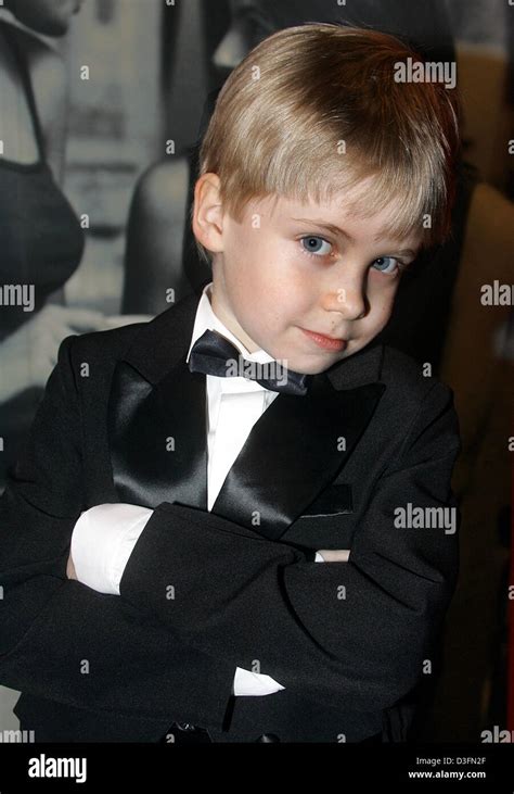 Dpa Eight Year Old Violin Genius Lucas Wecker Who Played The Violin Concerto No 7 By