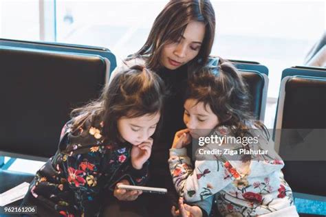 White E Reader Photos And Premium High Res Pictures Getty Images