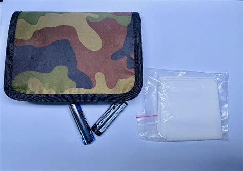 Filepnv 10t Small Pouch With Batteries And Lens Cloth Night