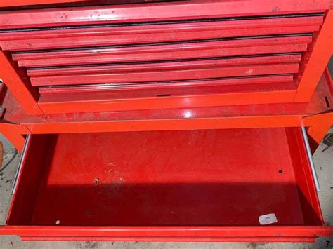Waterloo Rolling Metal Toolbox 30 5” H 26 5” L 15” D Tool Box 14