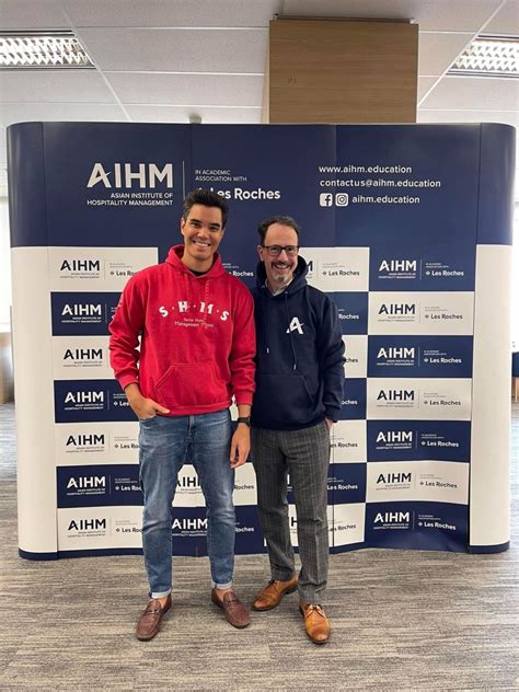 Chris Meylan On Linkedin Hoodiebuddies Fromswitzerlandtoaihm Marketingmasterclass Aihmhigher…