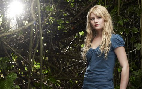 Emilie De Ravin Hd Wallpapers