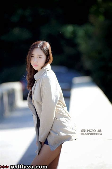 Foto Seksi Elegant Shin Hae Ri Foto Bugil Artis Korea