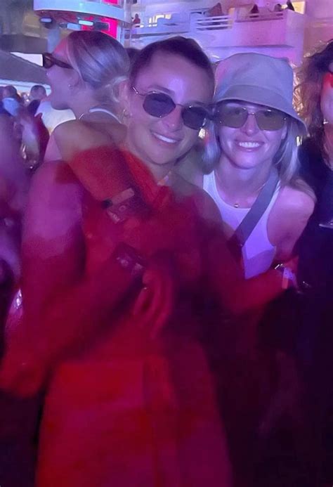 Ella Toone And Leah Williamson 🤍 England Ladies Football Female Soccer