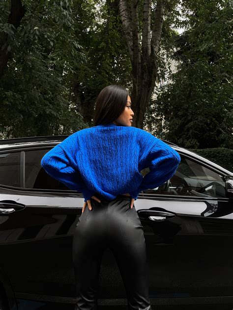 Кардиган вязаный с кружевом синий