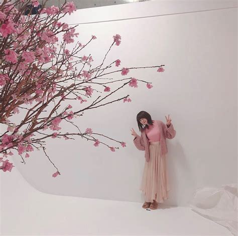 Reina Uedas Feet