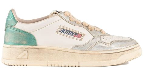 Autry Medalist Low Super Vintage Sneakers Lyst