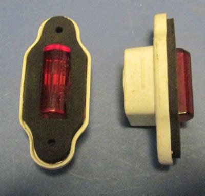 New Old Stock Pair Of Side Marker Light Lens 1969 Oldsmobile 442 Ebay