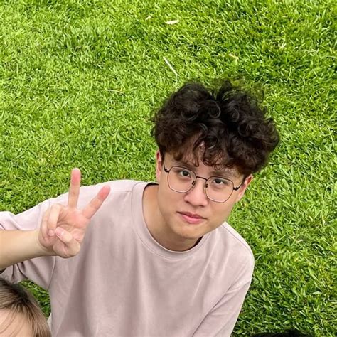 大衛 Dawei0223 On Threads