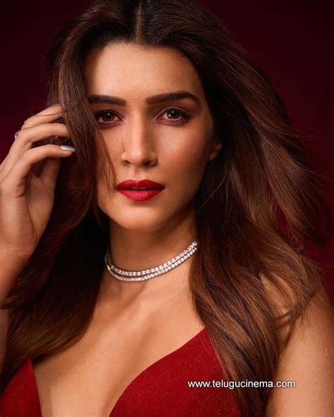 Kriti Sanon In A Red Hot Mirchi Look Telugu Cinema