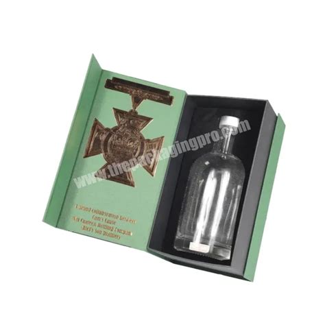 High Quality Paper Cardboard Magnetic Closure Single Alcohol Liquor