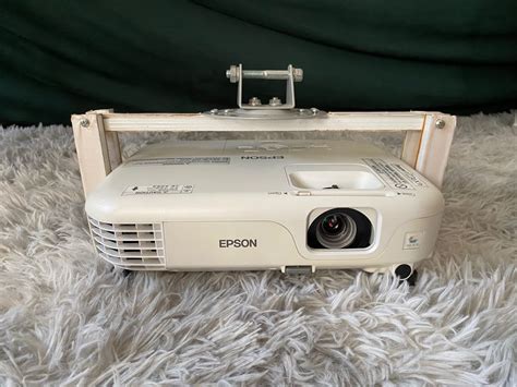 Eb S02 Epson Projector Tv And Home Appliances Tv And Entertainment