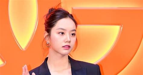 사진 혜리 단아함 속 꽃피는 미모