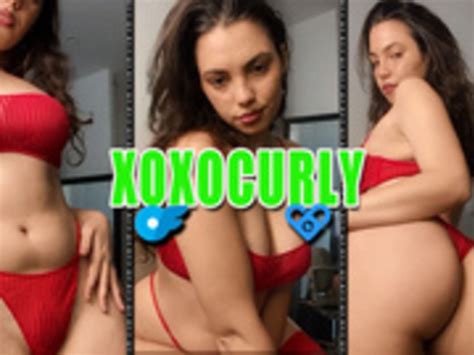 XOXOCURLY Femdom Whispering JOI