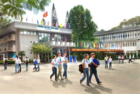 Trung tâm luyện thi đại học Bách Khoa Tp HCM ĐH Quốc Gia TpHCM