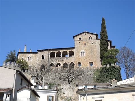 Il Castello Di Gagliano Aterno Comune Di Gagliano Aterno