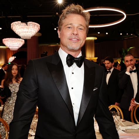À 59 Ans Brad Pitt Confirme Son Statut De Sex Symbol En Smoking Vogue France
