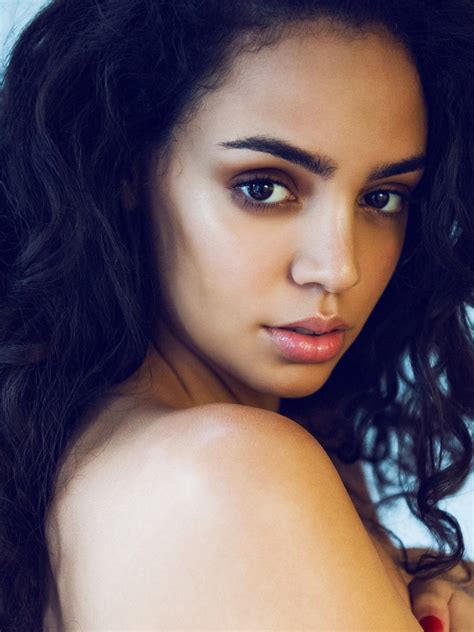 Mot Models Yazzmin Newell