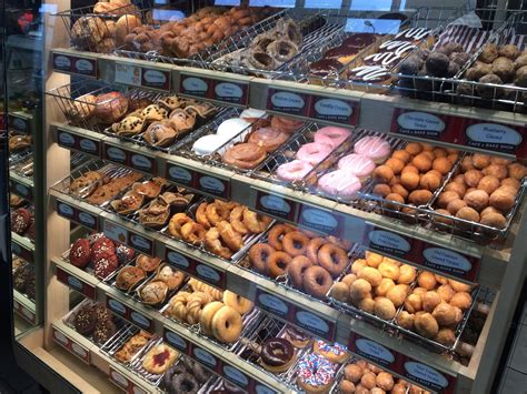 Tim Hortons Donuts And Pastries Display Case