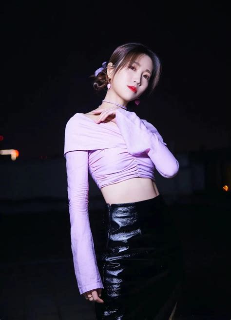 张纯烨结婚的照片 苗苗知道