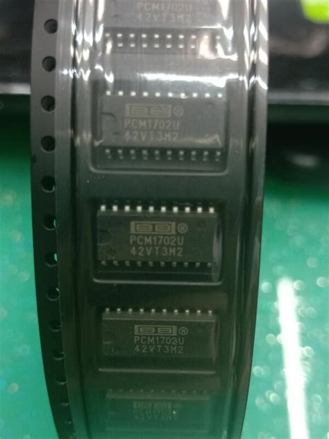 Pcm1702u Pcm1702 Sop 20 Pièces Détachées Auto