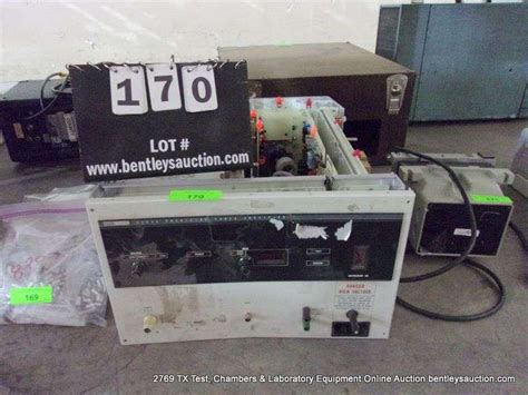 Fluke 5205a Precision Power Amplifier Bentley And Associates Llc