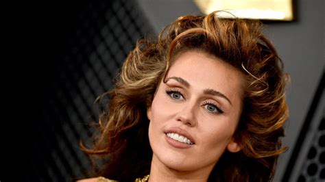 Miley Cyrus Shares New Album Details Inspired By Pink Floyd Kiss 95 7