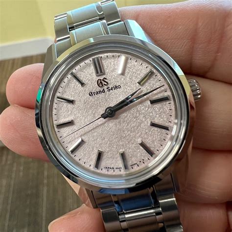 Grand Seiko Limited Edition Sakura Cherry Blossom Luxury Watches On
