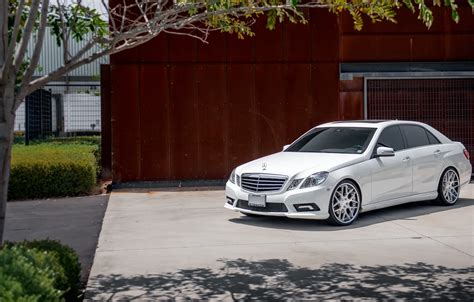 Wallpaper White Mercedes White E Class Mercedes E350 For Mobile