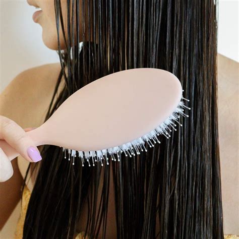 Dae Vegan Detangle Style Brush At Hamilton Place In Chattanooga Tn