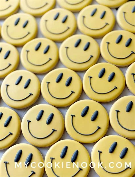 Pinterest Smile Cookies Cookie Decorating Christmas Sugar Cookies
