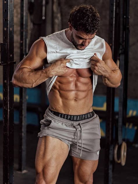 Models With Great Abs Click On This Title To Go To A Gallery Of 15