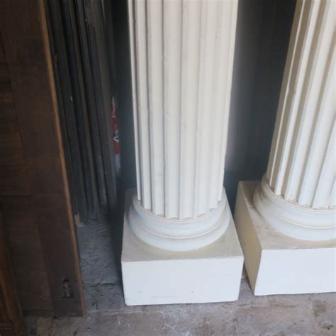 Proantic Pair Of Plaster Columns