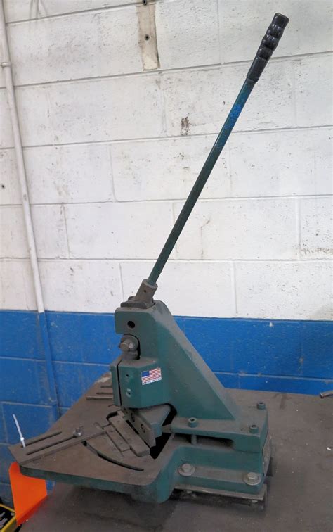 Tennsmith Notcher Model Sn Capacity 16 Gauge Mild Steel Serial 24211