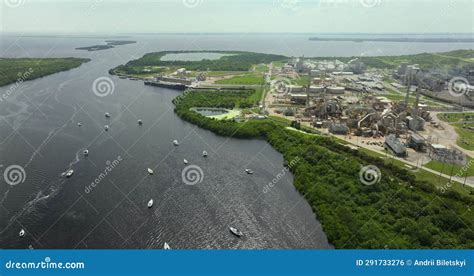 Mosaic Riverview Plant In Tampa Florida Factory For Handling And