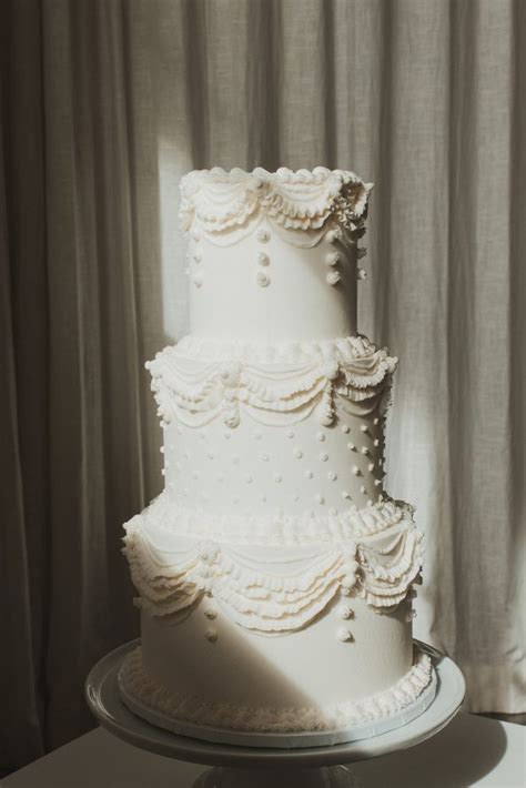 Traditional Wedding Cakes Artofit