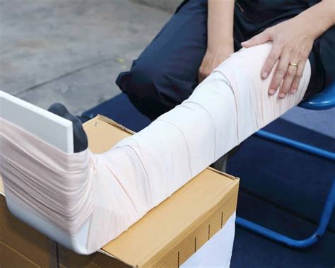Relieving Shin Splints In Athletes FirstAidPro