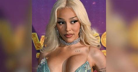 Doja Cat Rocks Barely There Dress To Iheartradio Wango Tango Photos