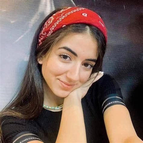 Malak Dahshan ملك دهشان