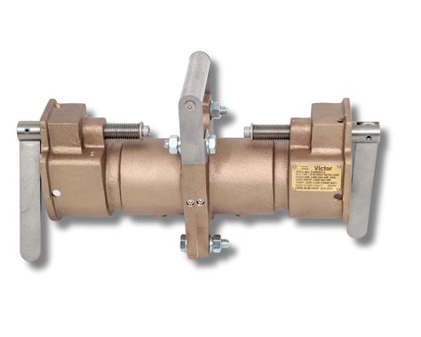 Victor Plugs And Sockets 250a Restrained Coupler Fully Threaded Spindl