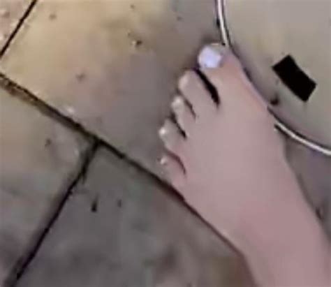 Didnt She Say She Had The Cutest Feet Ever What The Actual Fuck Are