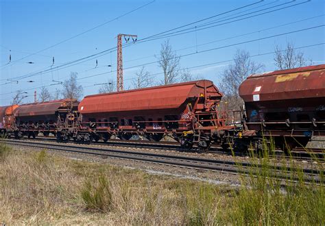 4 Achsiger Drehgestellwagen Mit Rolldach Speziell Für Tonerde Der