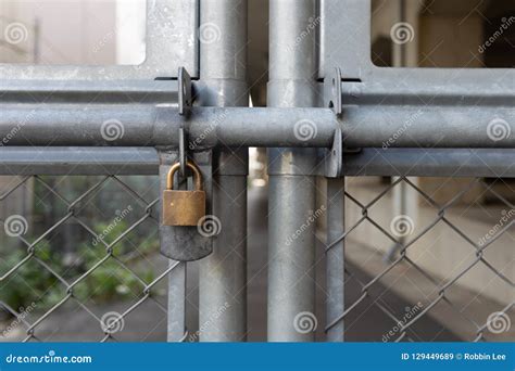 Chain Link Fence Door Lock At Albert Hoopes Blog