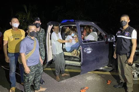 ထိုင်းနိုင်ငံ၊ ရနှောင်းနယ်စပ်ဂိတ်တွင် ကလေးငယ်များအပါဝင် မြန်မာရွှေ့ပ