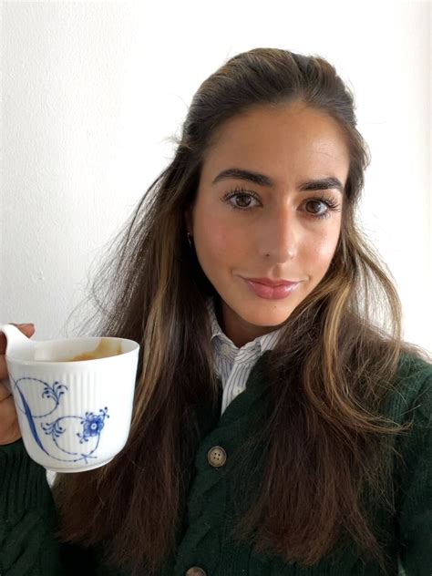 𝐎𝐯𝐞𝐫𝐬𝐞𝐫 𝐯𝐢 𝐑𝐞𝐝𝐝𝐢𝐭 𝐬𝐨𝐦 𝐞𝐧 𝐤𝐢𝐥𝐝𝐞 𝐭𝐢𝐥 𝐤𝐨𝐧𝐬𝐭𝐫𝐮𝐤𝐭𝐢𝐯𝐞 𝐯𝐢𝐧𝐤𝐥𝐞𝐫 𝐨𝐠 𝐯𝐢𝐫𝐤𝐞𝐥𝐢𝐠𝐞 𝐡𝐢𝐬𝐭𝐨𝐫𝐢𝐞𝐫 Sally Ezzeddine