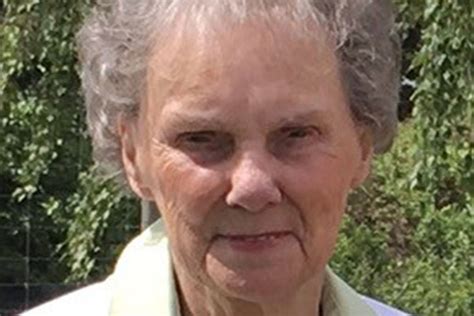 Mary E Beegle The Daily World