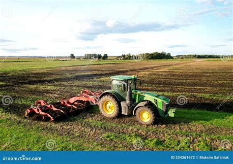John Deere Traktor Mit Scheibenwascher Vaderstad Träger 925 Zur