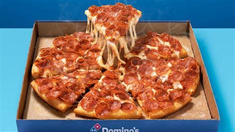 Edge To Edge Pepperoni Pizzas Pepperoni Deluxe Pizza