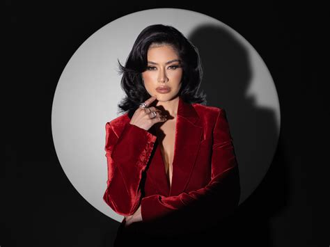 Kim Lee Wallpaper